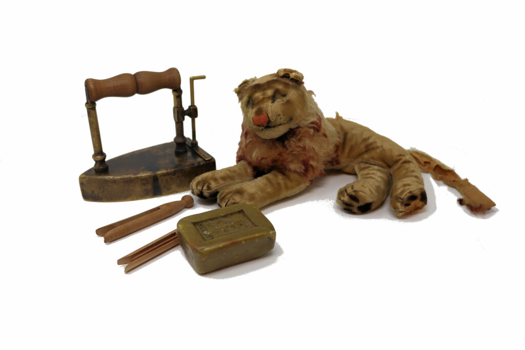 Mary's Story - Hackney Museum - Hackney Museum